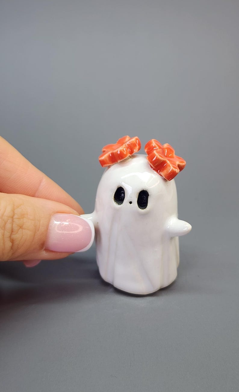 Ceramic Ghost Figurine, Cute Desk Buddy, Handmade Spooky Decor, Mini ...