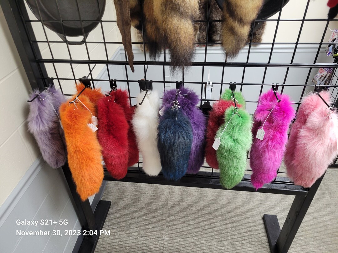 Dyed Fox Tails Keychain - Etsy