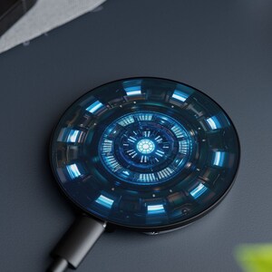 Arc Reactor Futuristic High-tech Sci-fi Magsafe Phone Holder Stand ...