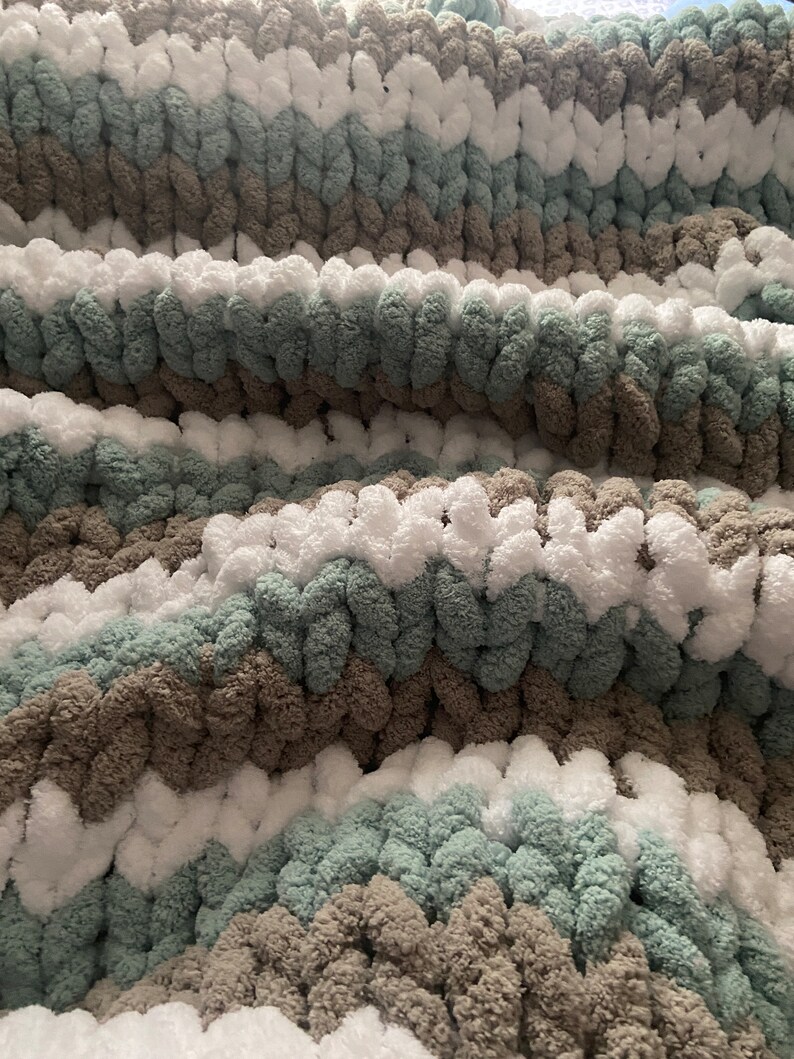 Ash Gray Spa Blue White Striped Cozy Blanket for Anyone, Chunky Yarn ...