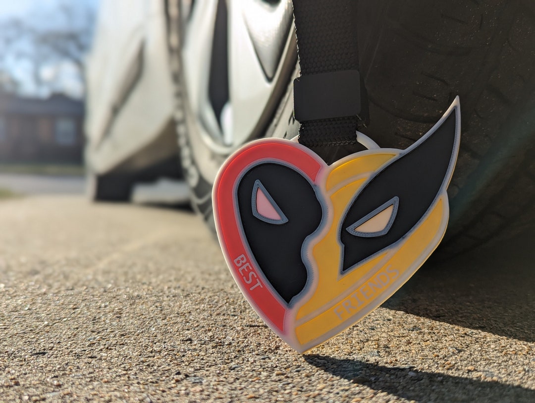 Magnetic Deadpool / Wolverine Heart Tsurikawa - Best Friends - Etsy