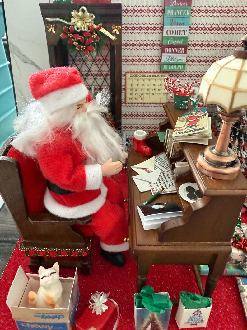Santa's Office - Christmas Room Box - Etsy