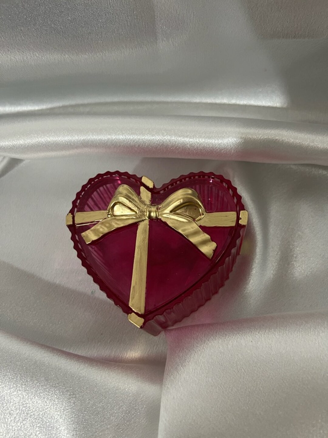Trinket Box Jewelry Box Translucent Red With Gold Bow Heart Shape ...