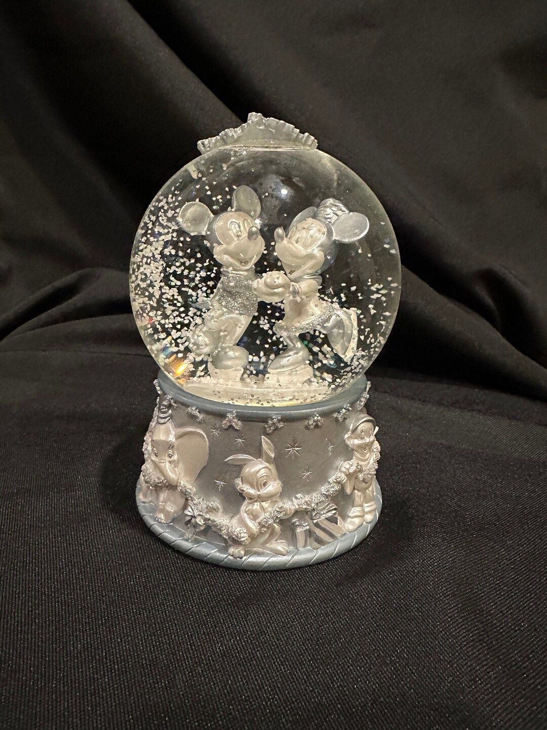 Mickey and Minnie Snow Globe Collectable - Etsy