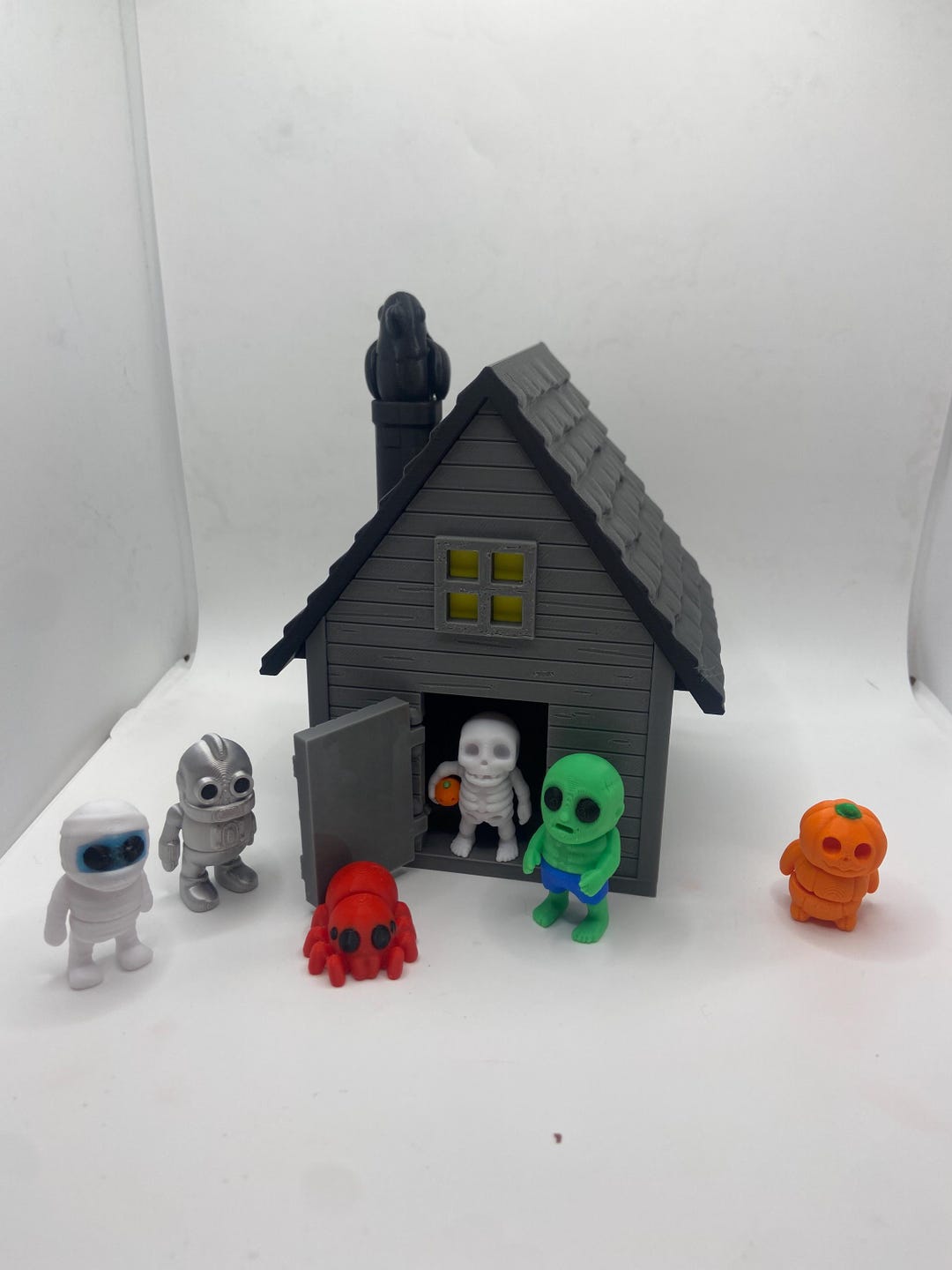 3D Printed Haunted House Playset With Halloween Mini Figures - Etsy