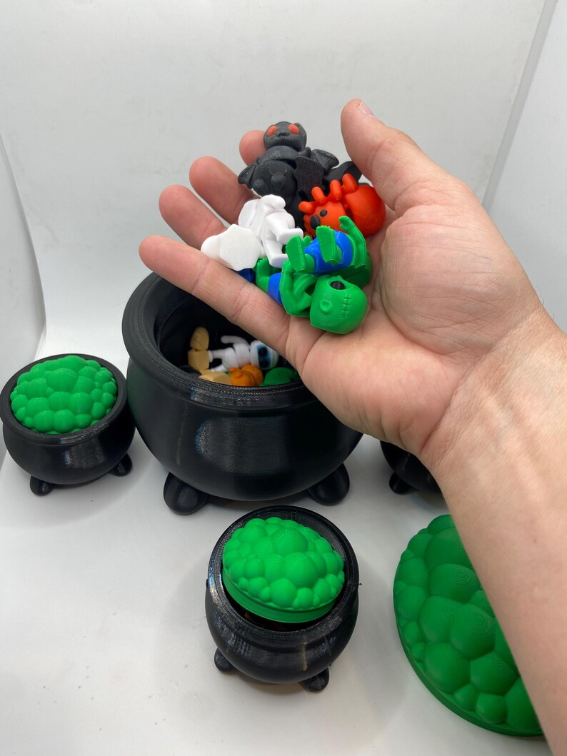 3D Printed Witch Cauldron: Halloween Decor With Mini Creatures - Etsy