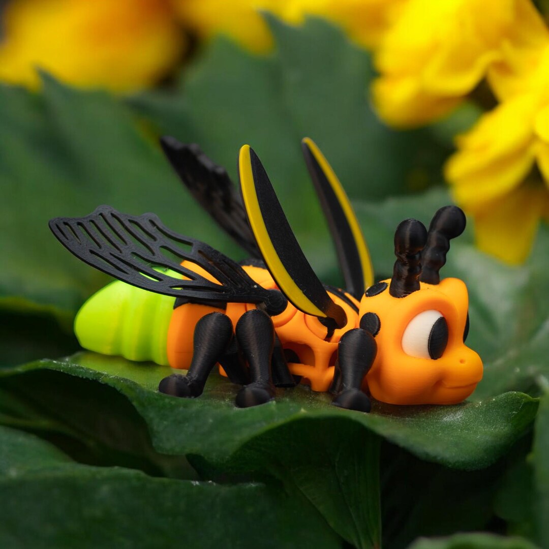 Flexi Articulated Firefly 3D Printed Poseable Firefly Figurine Glow-in ...
