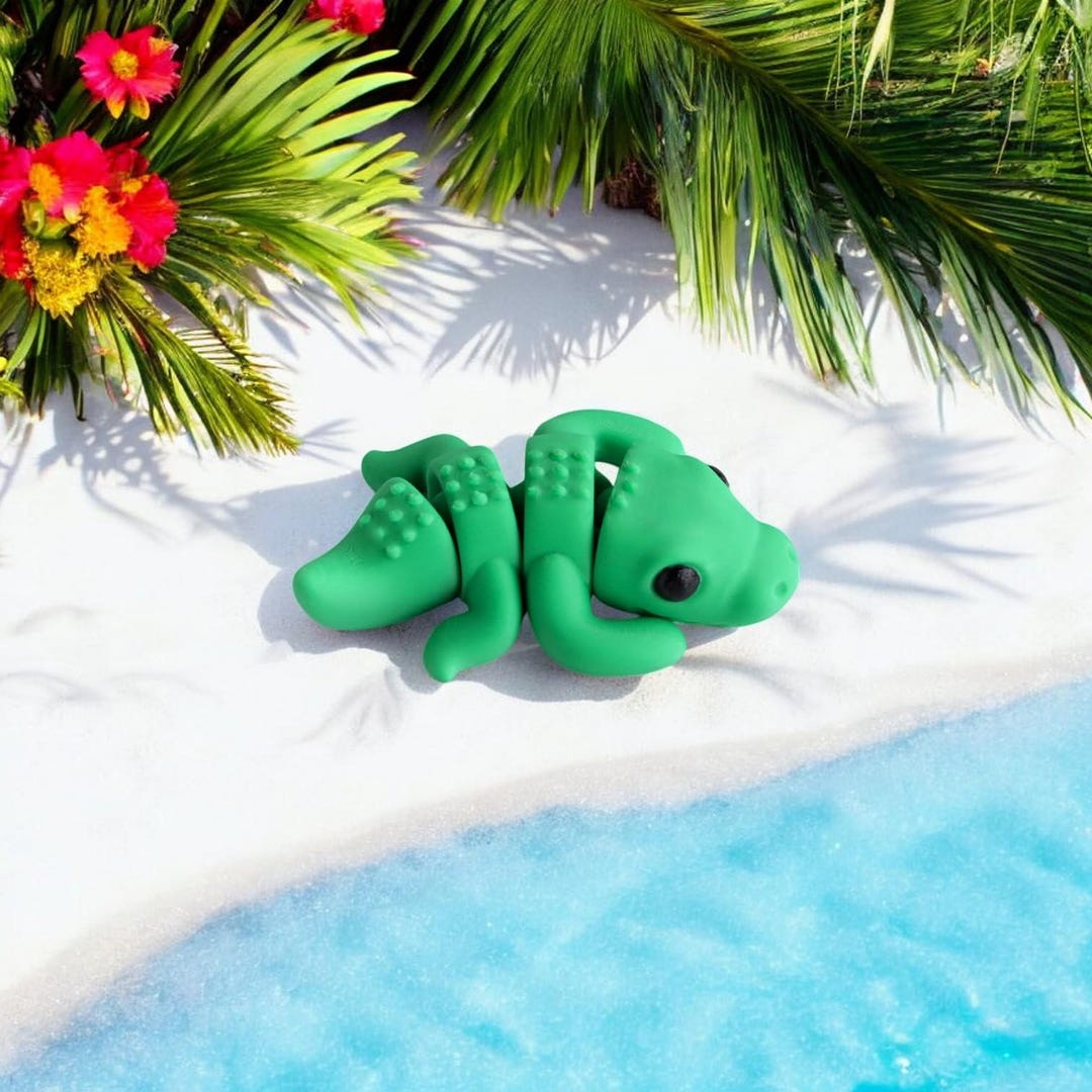 Mini Crocodile Figurines Set of 5 - Cute 3D Printed Reptile Decor ...