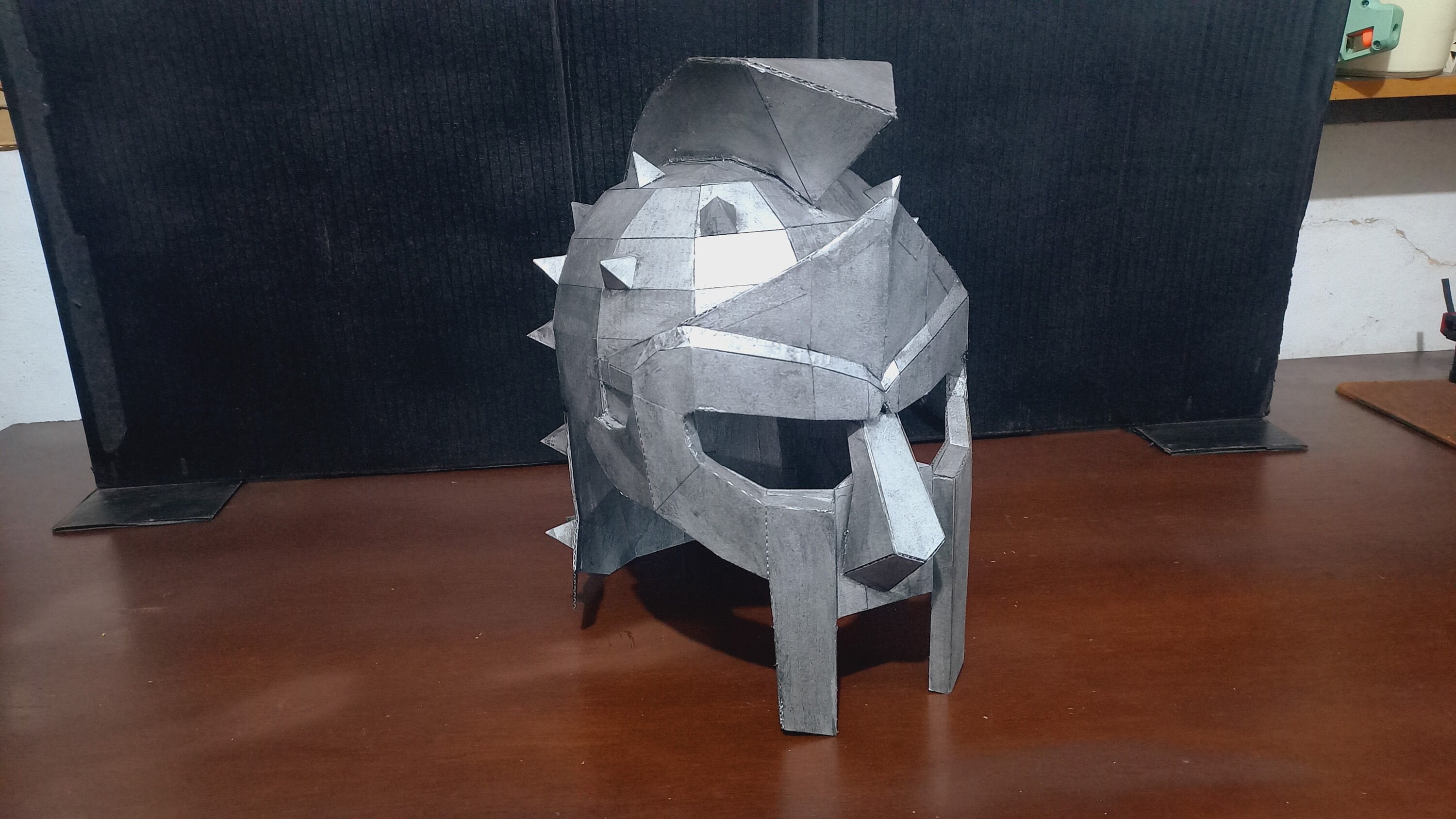 MAXIMUS HELMET PAPERCRAFT Templates - Etsy