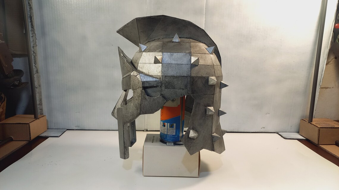 MAXIMUS HELMET PAPERCRAFT Templates - Etsy