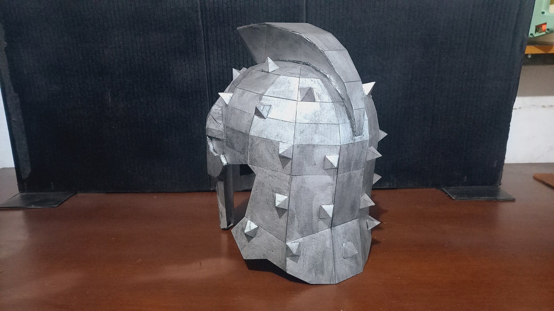MAXIMUS HELMET PAPERCRAFT Templates - Etsy