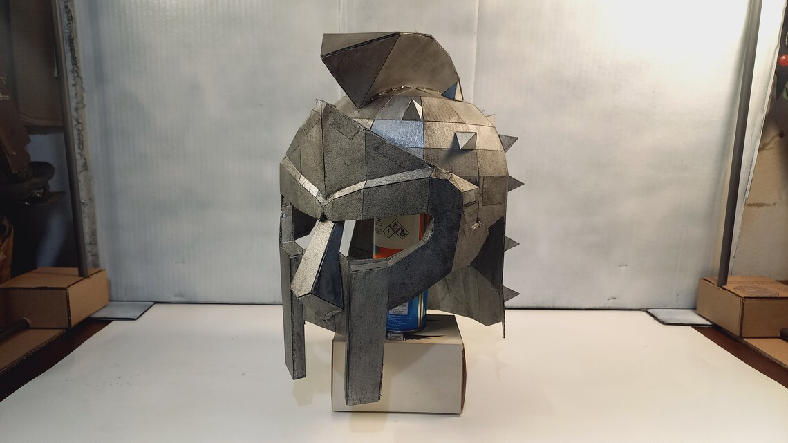 MAXIMUS HELMET PAPERCRAFT Templates - Etsy