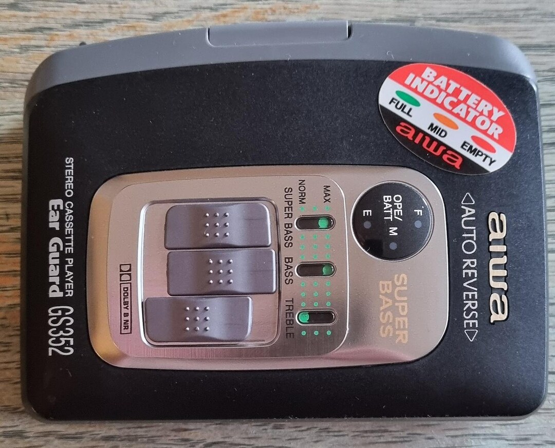 Aiwa HS-GS352 Walkman – Portable Cassette Player With AM/FM Radio ...