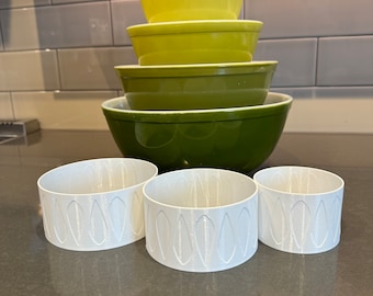 Set of 3 Pyrex Mixing Cinderella Bowl Display Stands 3D Printed - Etsy