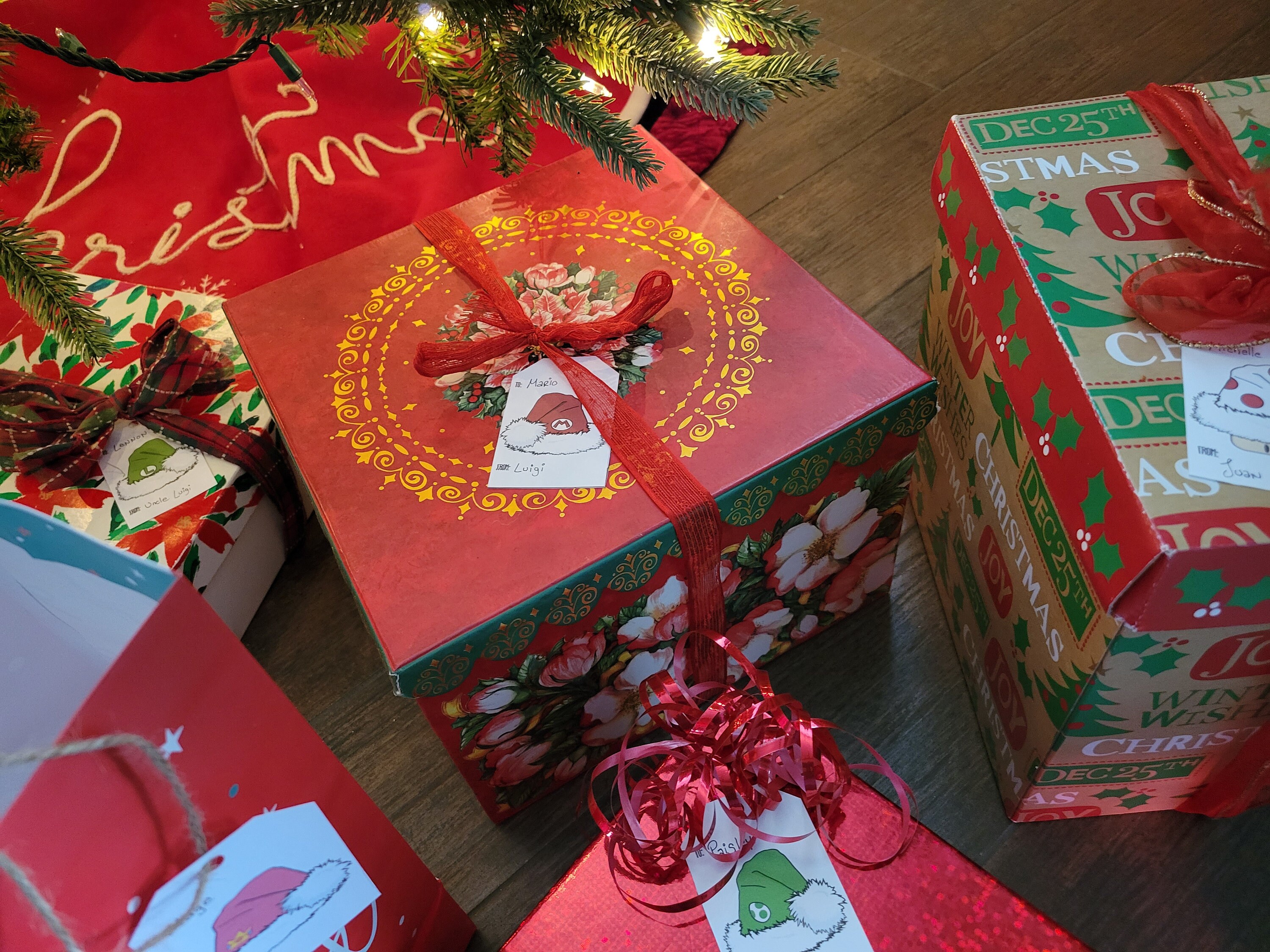 Super Mario Bros Inspired Printable Christmas Tags Super Christmas Bros ...