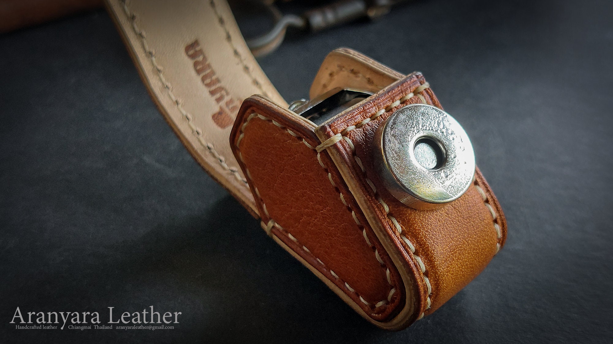 Handcrafted Loupe Leather Case - Etsy