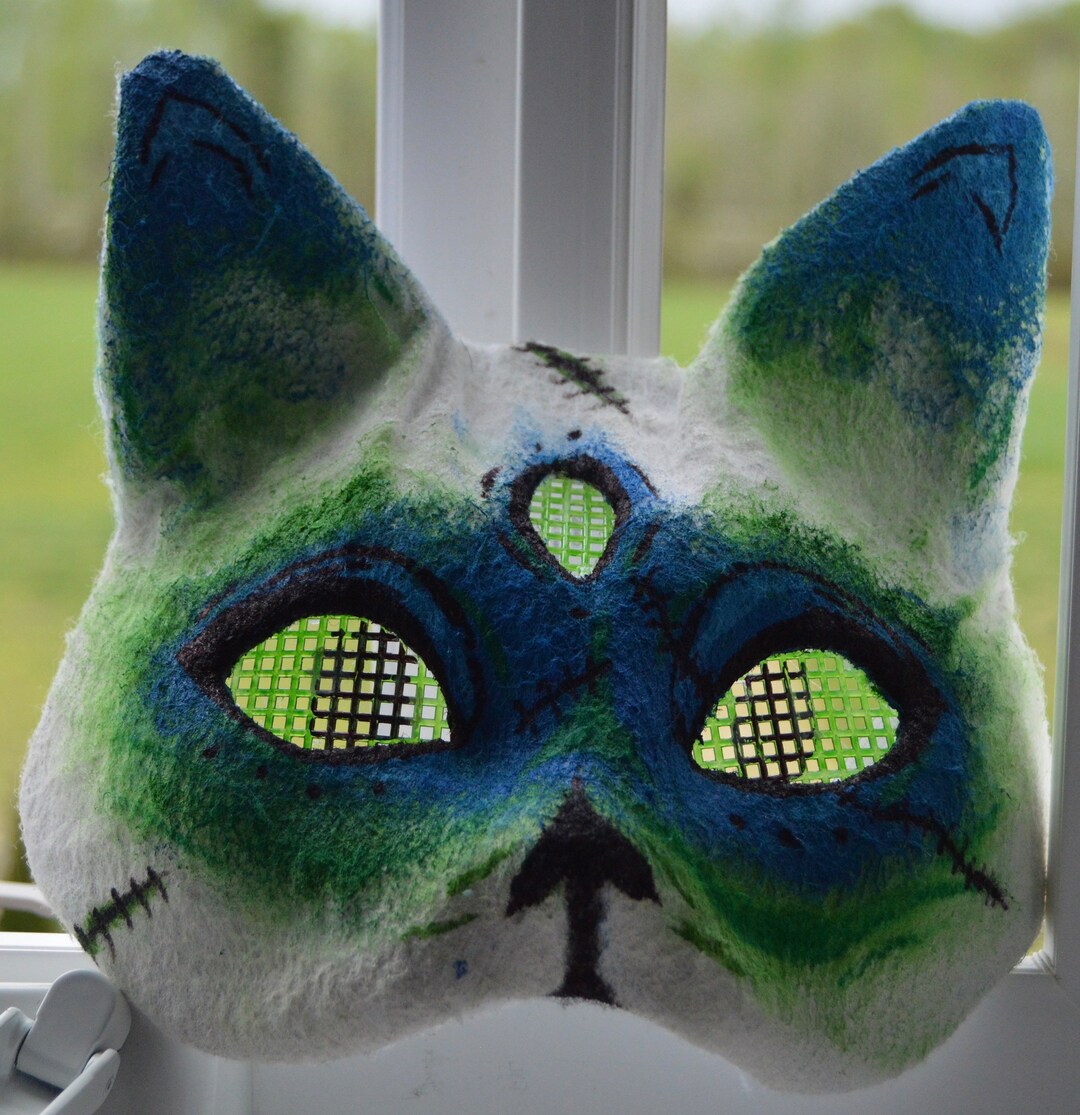 Alien/zombie Therian Cat Mask - Etsy UK