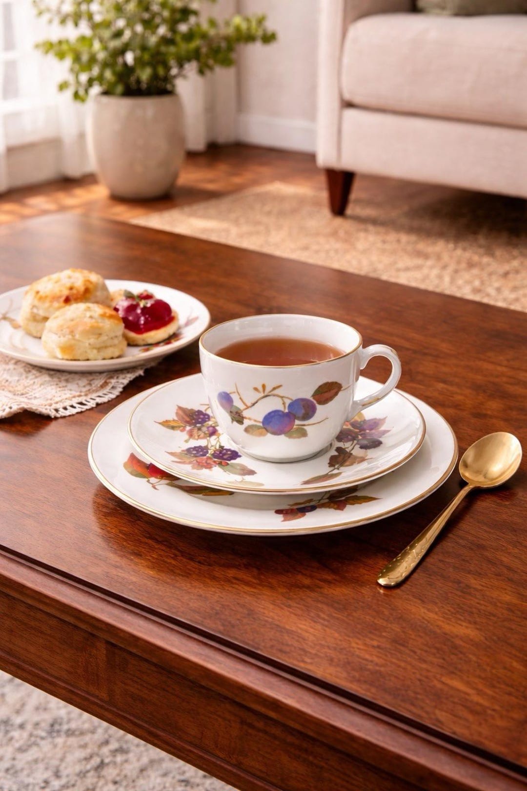 Royal Worcester 1960s Evesham 9 Tea Sets Cups Saucers Dessert Plates ...