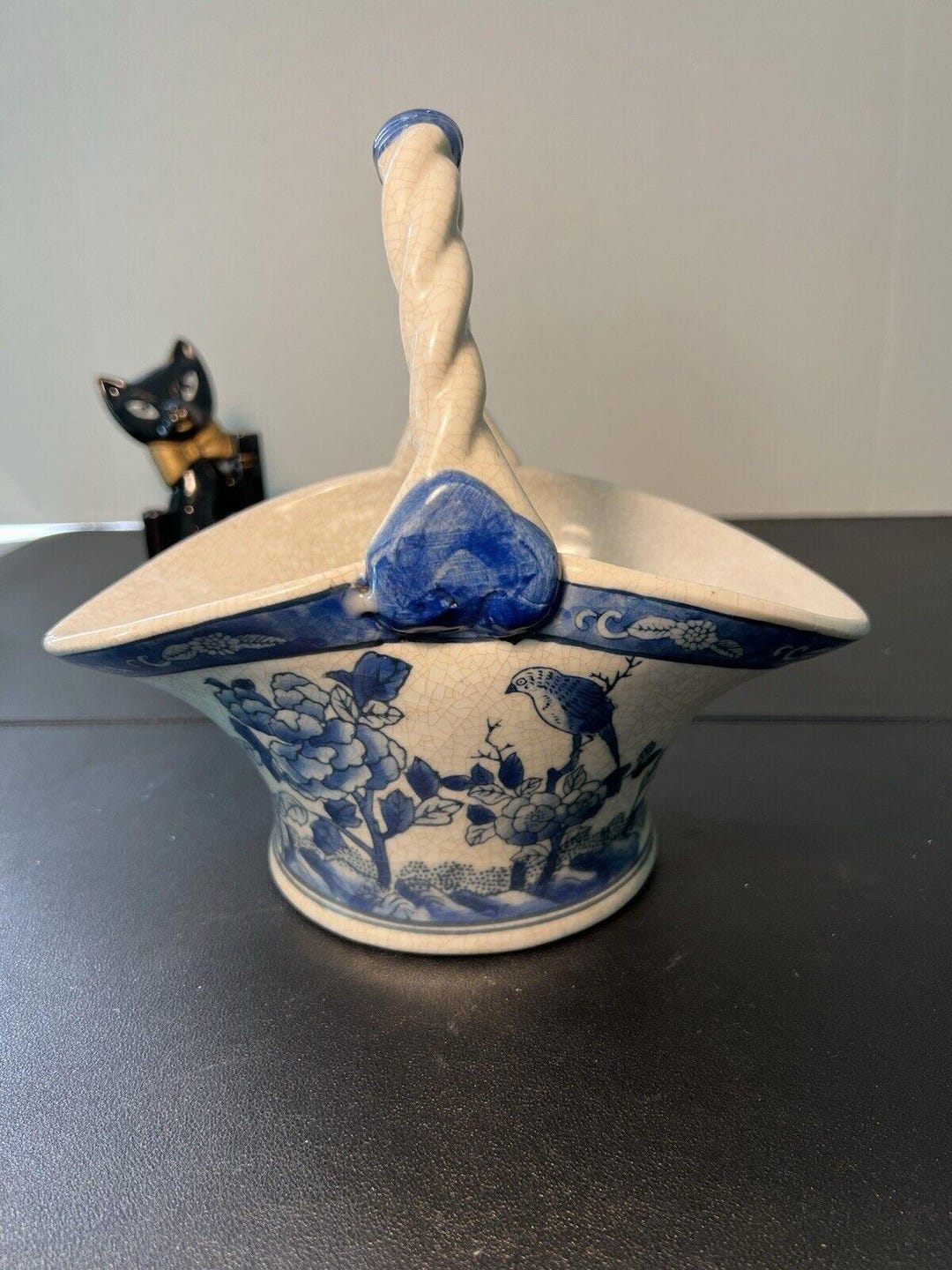 Chinese Export Vintage 1960s Ceramic Craquelure Blue White Basket Roped ...