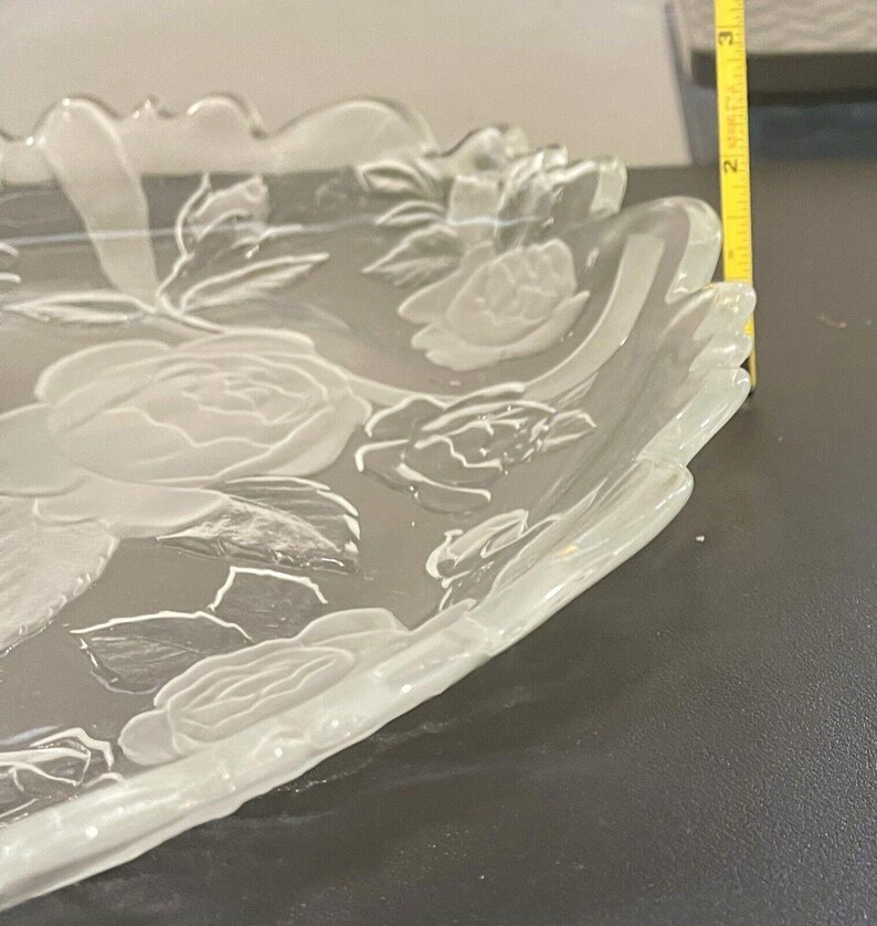 Laura Glass Japan Vintage 1990s Rose Garden Frosted/clear Platter Dish ...