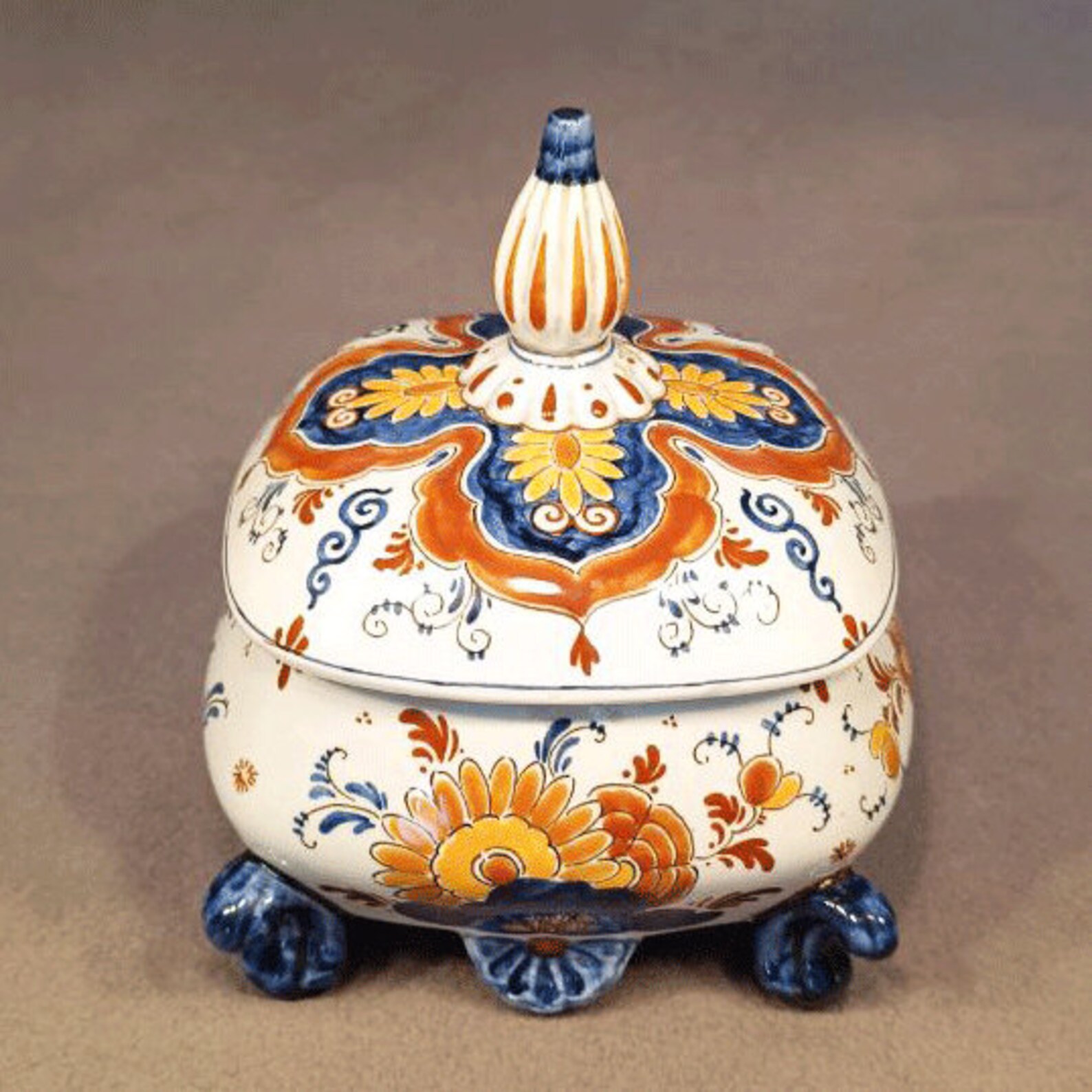 Delfts Old and Rare Small Covered Pot or Box in Delfts Porcelain ...