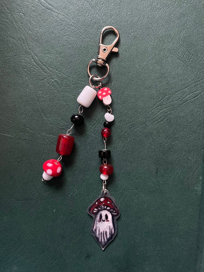 Mushroom Ghost Keychain - Etsy