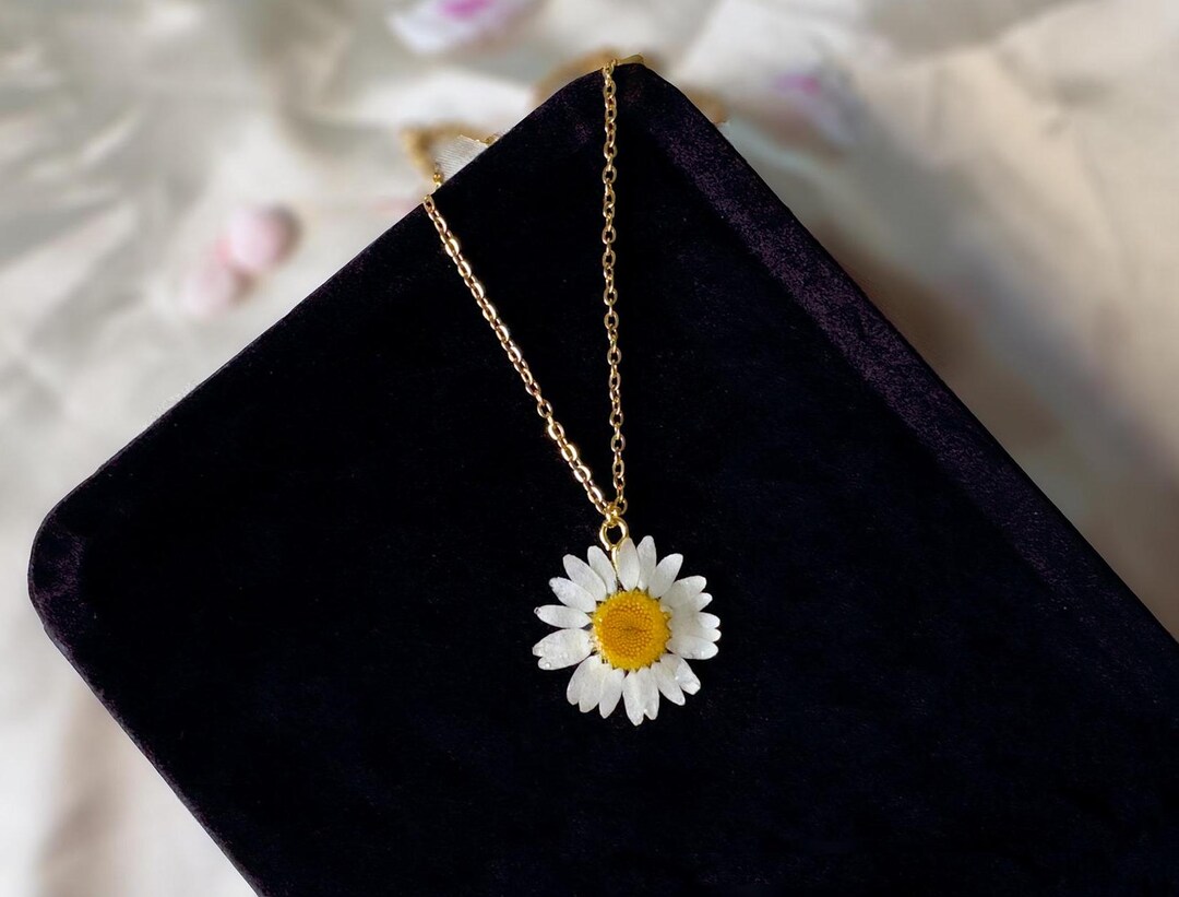 Real Daisy Pendant/daisy Necklace/real Flower Jewelry/daisy Gold ...