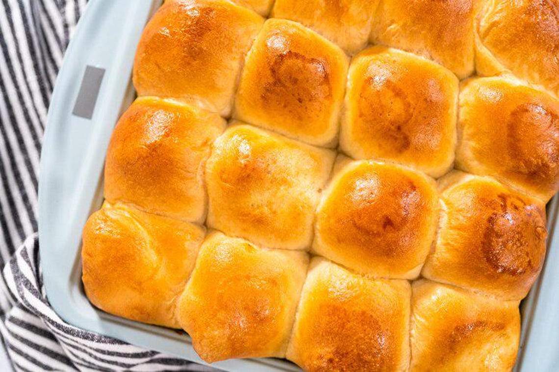 Hot Dough Rolls Recipe - Soft, Fluffy, and Perfectly Warm Bread Rolls ...