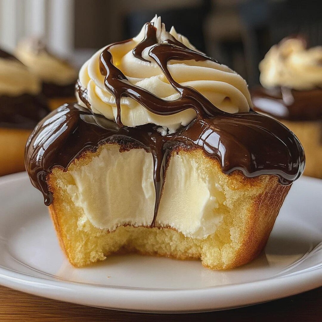 Boston Cream Pie Cupcakes Recipe: Sara Rodrigo Baking (printable PDF ...