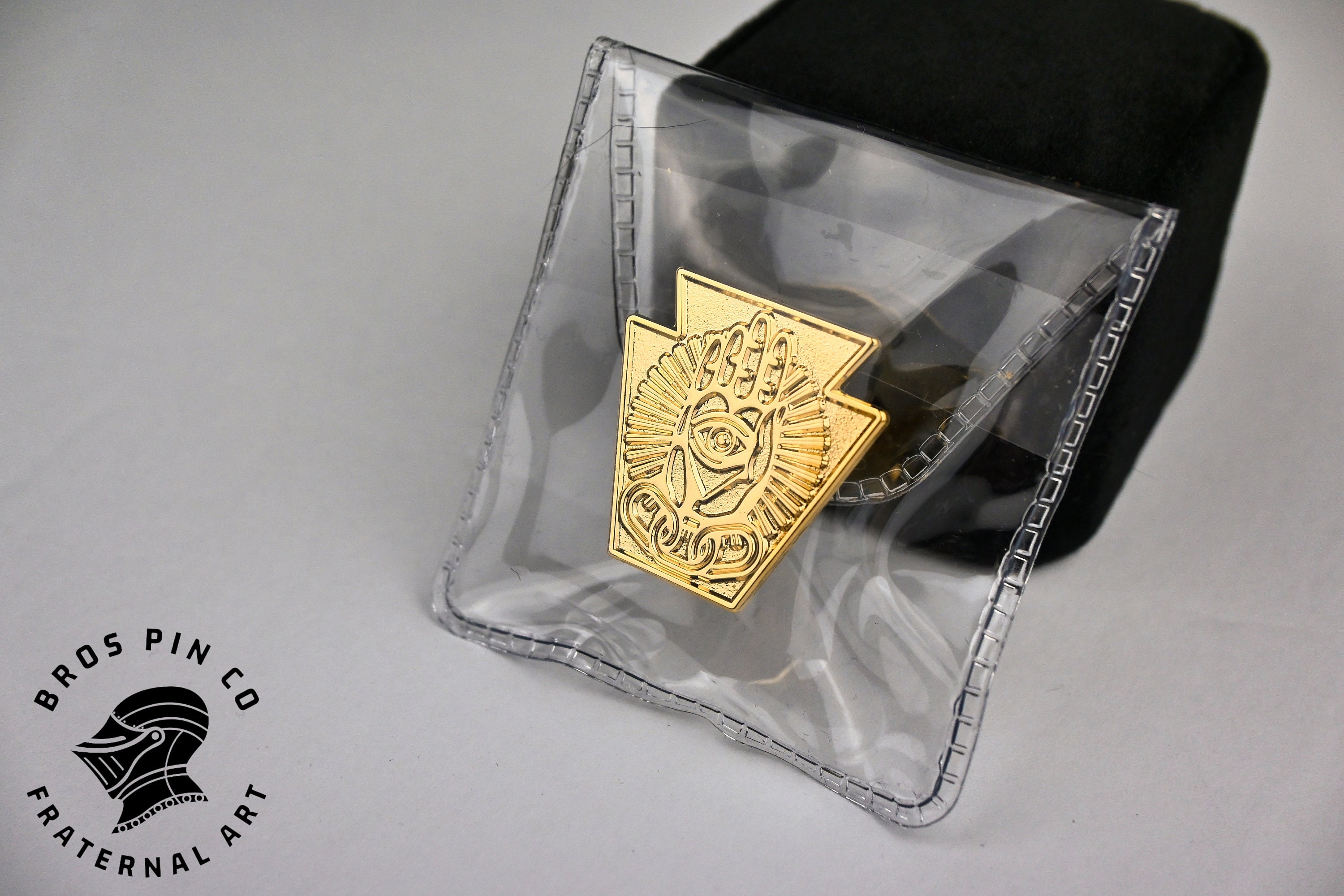 The Golden Keystone of Odd Fellowship Pin - Etsy