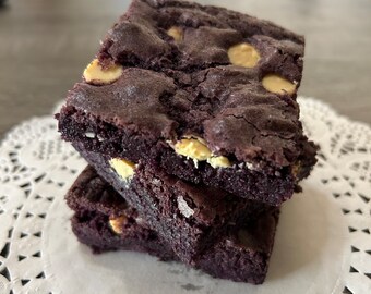 Ube Fudge Blondie Bars With White Chocolate, Homemade Filipino/asian ...