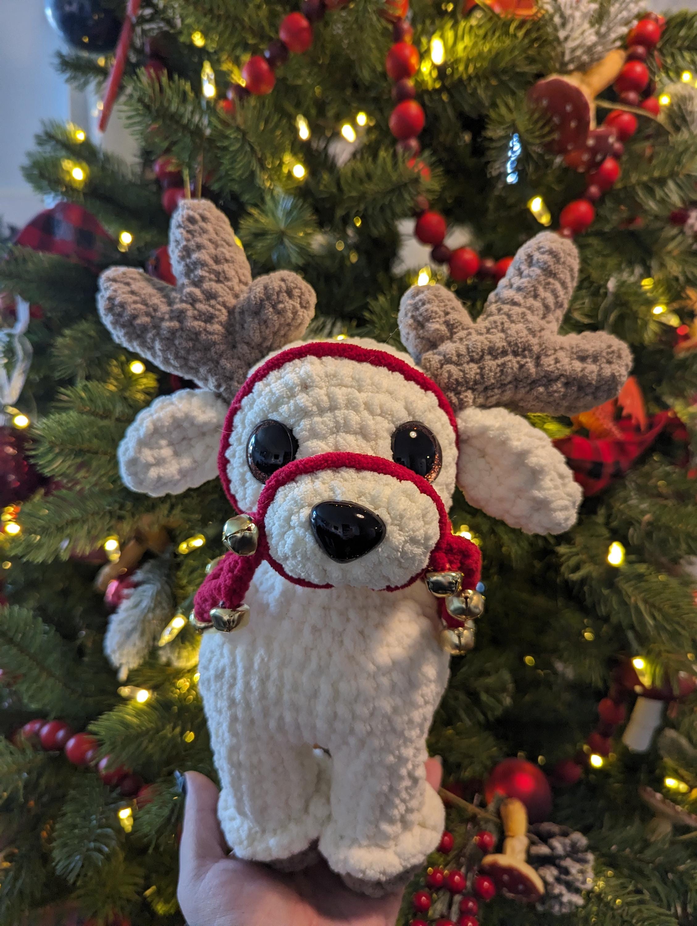 Handmade Christmas Reindeer: 12.5" Holiday Decor - US$ 25.00 | Tedooo