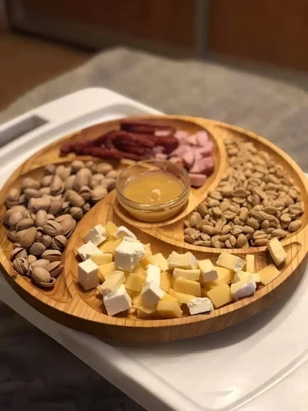 Set of Wooden Sectional Plates, Round Dish for Dinner, Serving Platter ...