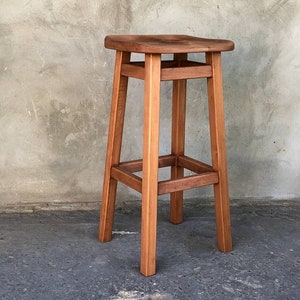 Funny Ergonomic Wooden Bar Stool Rustic High Barstool Man Cave Elevated ...