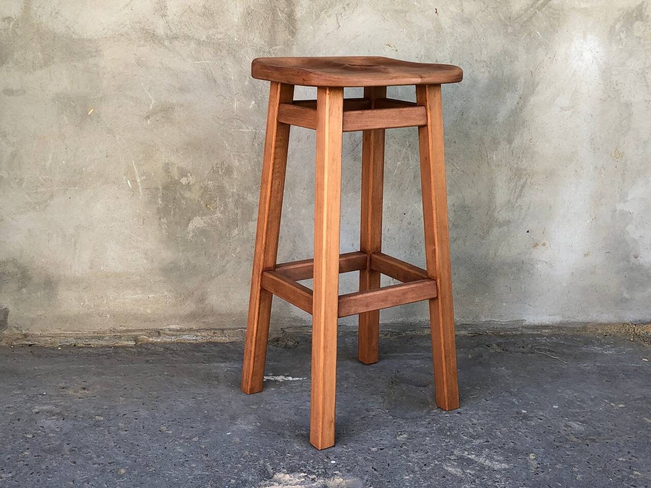 Funny Ergonomic Wooden Bar Stool Rustic High Barstool Man Cave Elevated ...