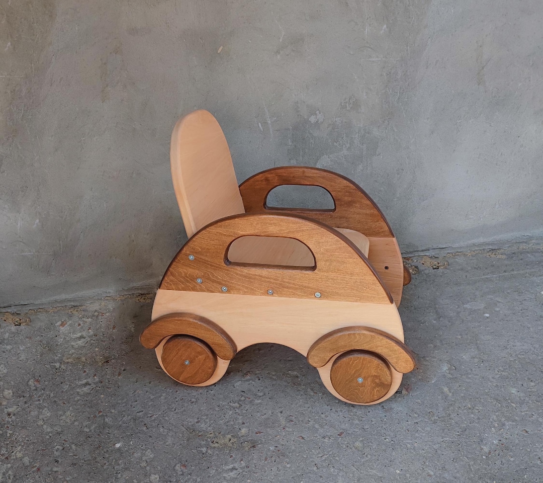 Wooden Kids Chair in Retro Car Design Cute Baby Car Chair and Table Set ...