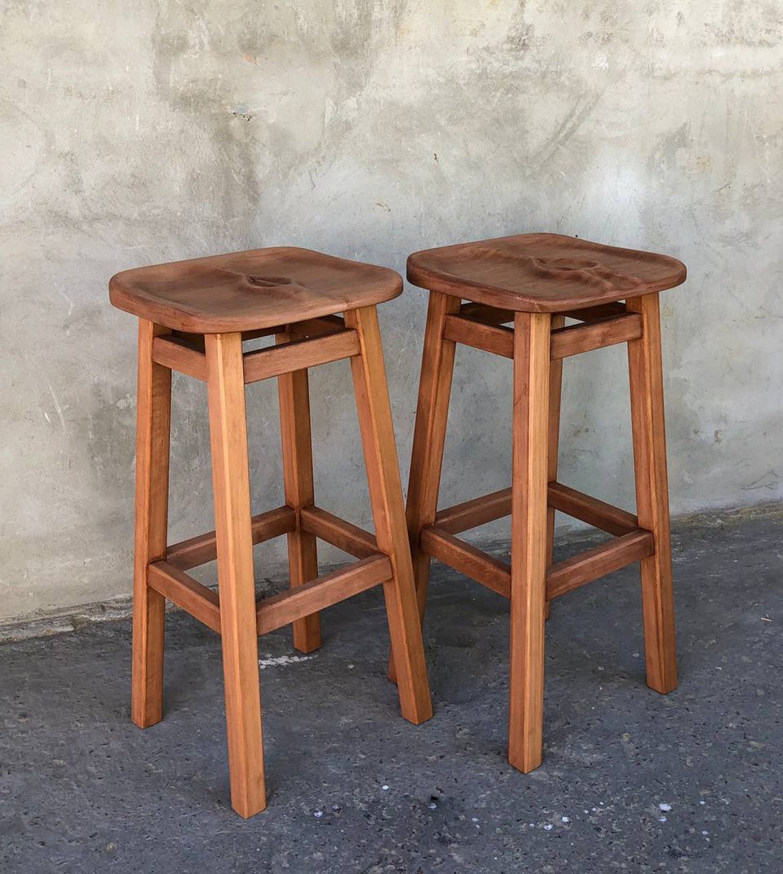 Funny Ergonomic Wooden Bar Stool Rustic High Barstool Man Cave Elevated ...