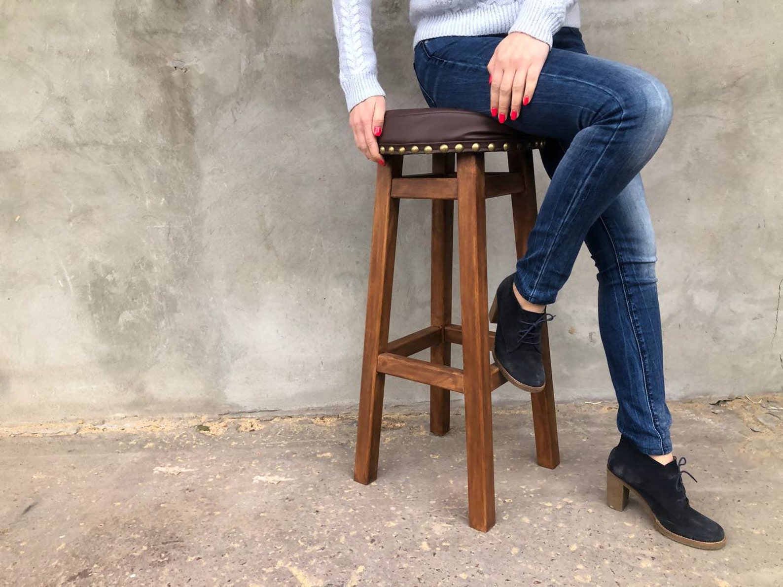 Country Style Stool With Soft Seat and Nails Round Cushioned Wooden Bar ...