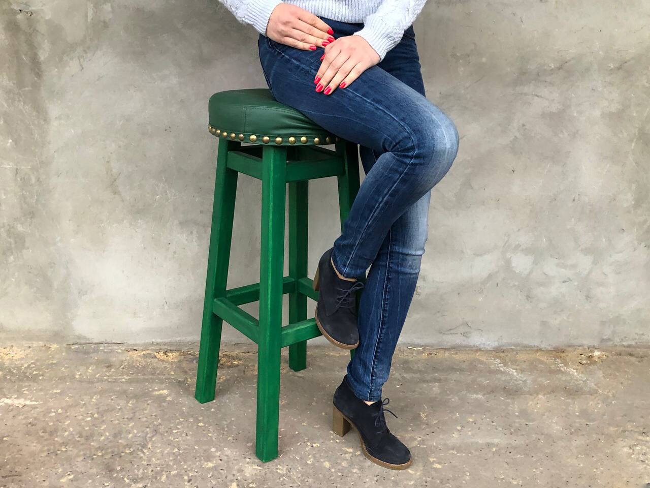 Round Cushioned Wooden Barstool Faux Leather Upholstery Irish Bar Stool ...