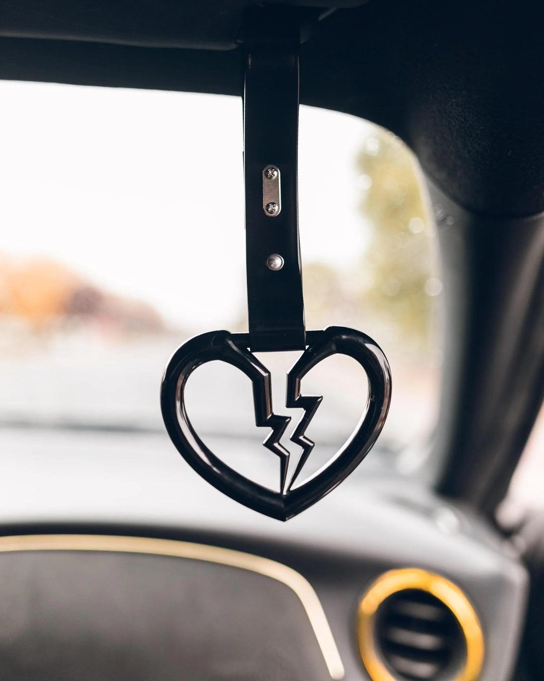 Tsurikawa JDM Broken Heart Train Handle - Etsy