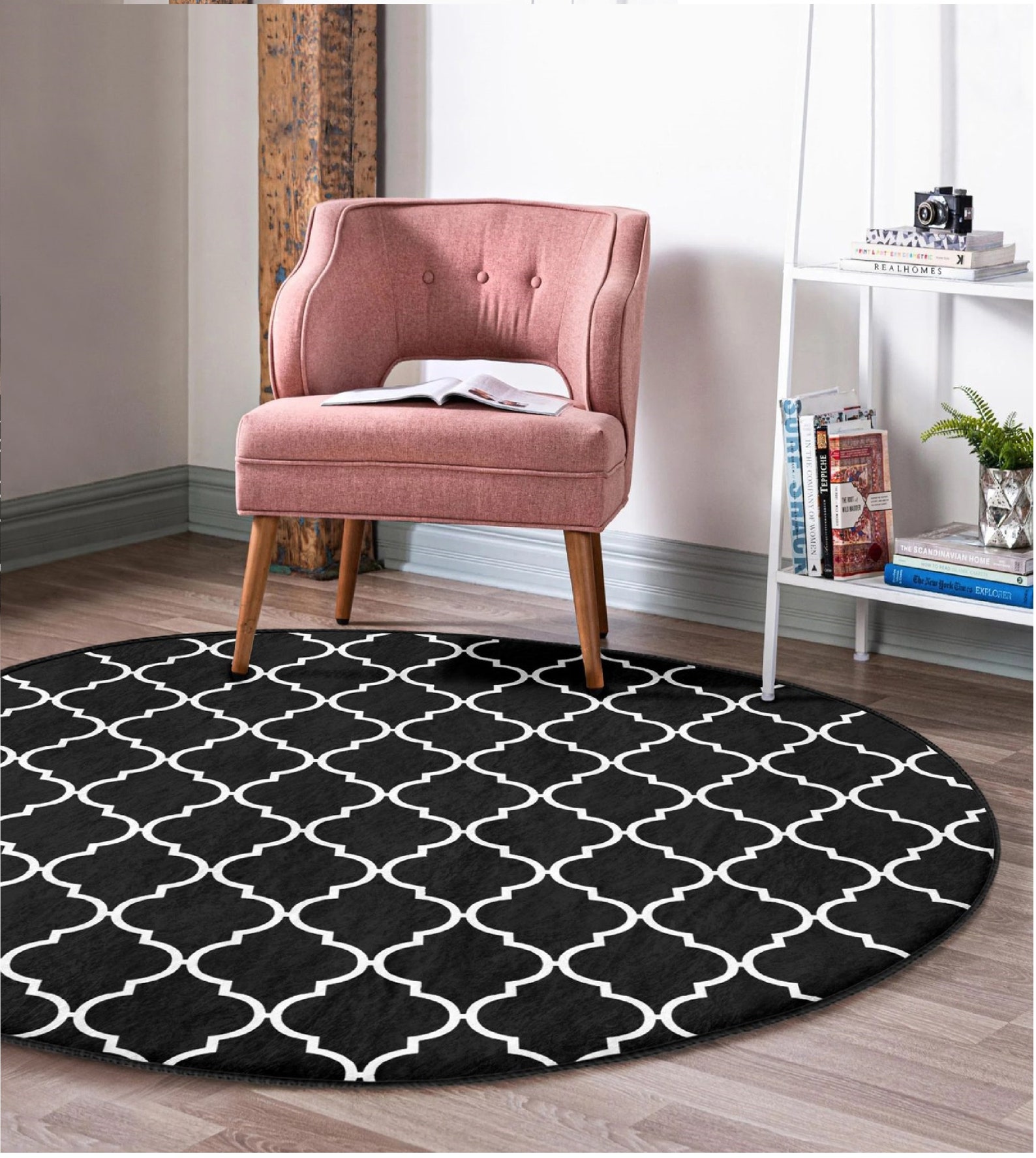 Black Geometric Round Rugogee Design Carpetabstract Shapes Carpetswhite ...