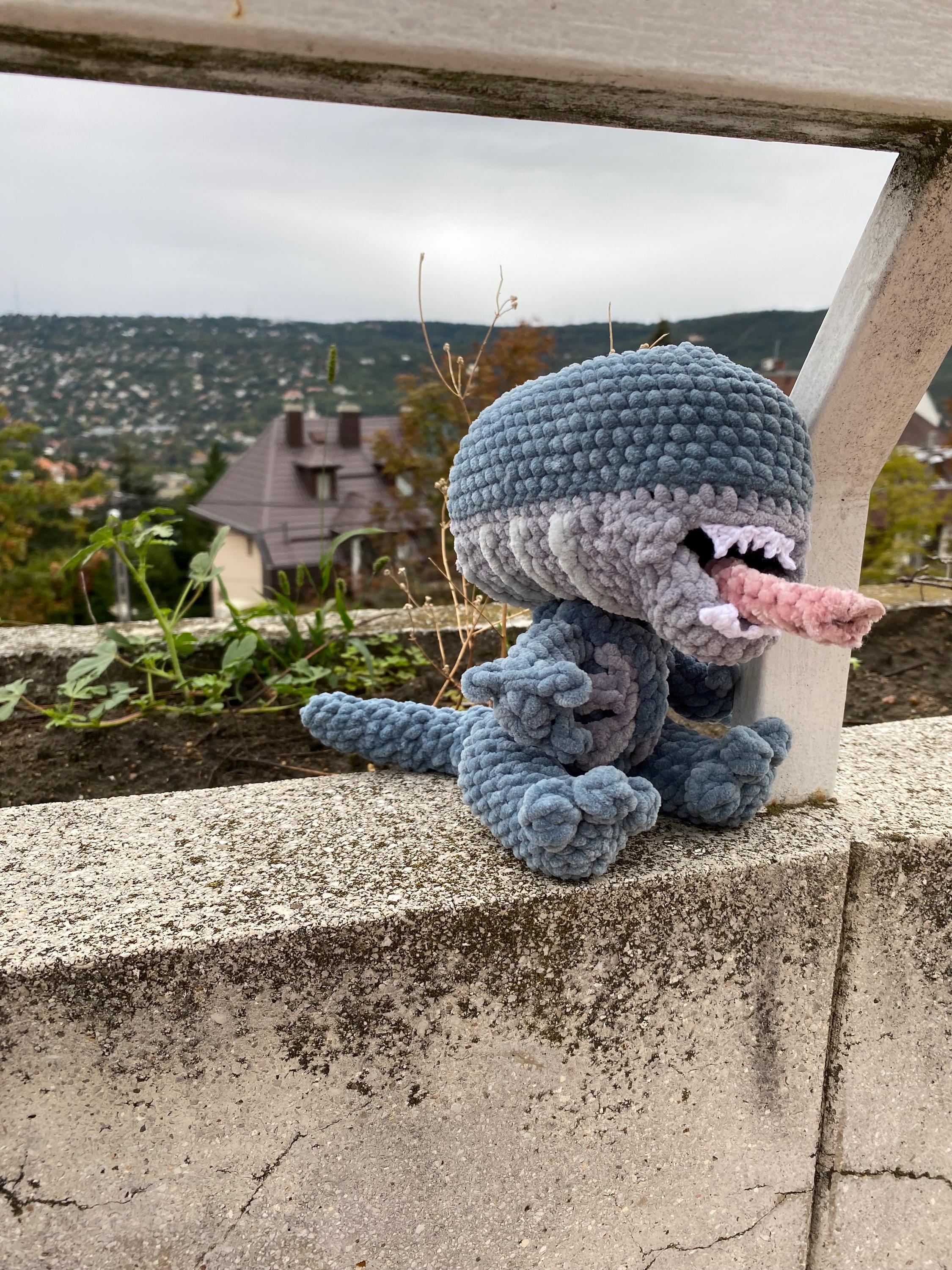 Baby Xenomorph Plushie - Etsy