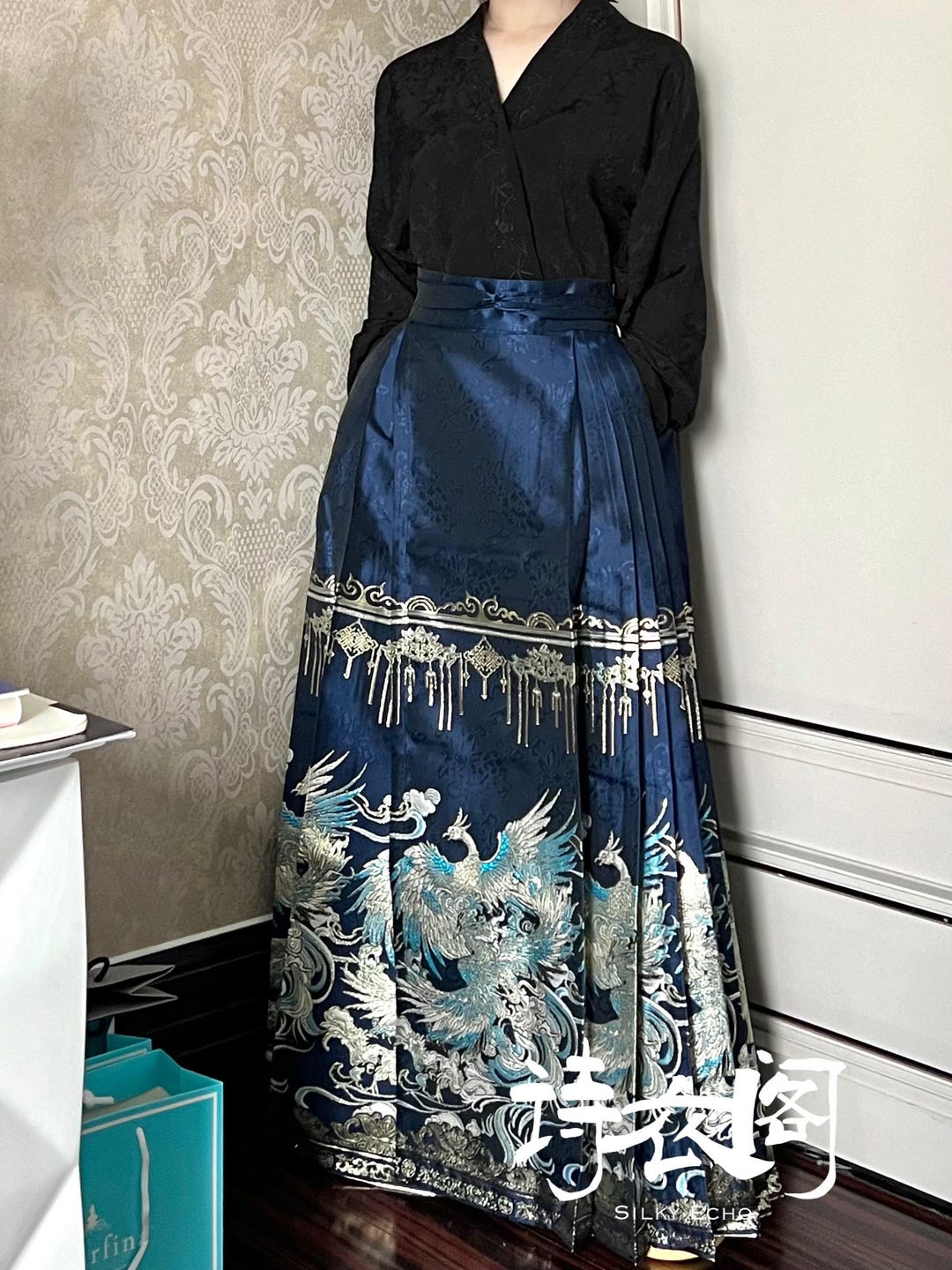 Navy Blue Phoenix Hanfu Skirt – Golden Motif Pleated Mamianqun - Etsy