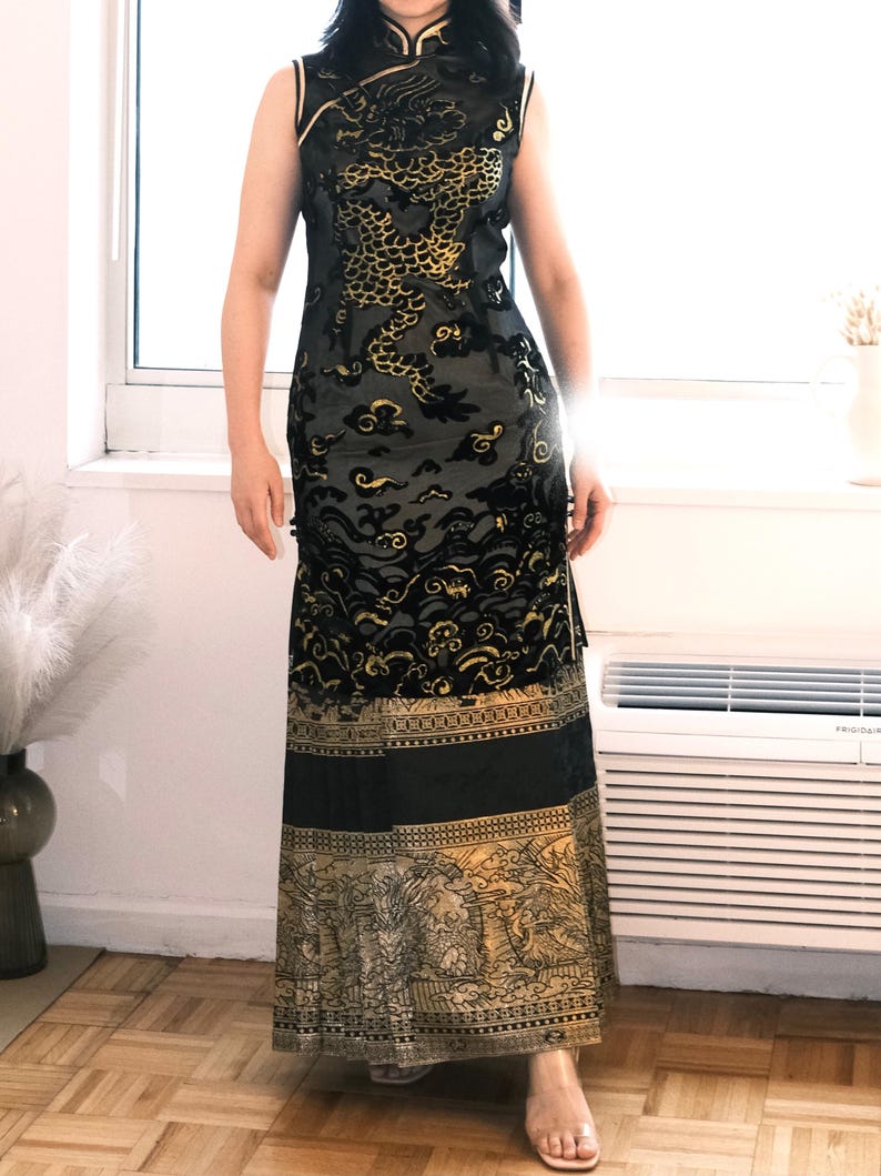 Black & Gold Dragon Mamianqun Hanfu Mamian Skirt – Traditional Chinese ...