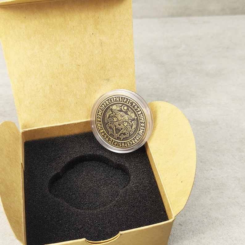 Fenrir Wolf Coin Custom Deep Engraving Brass Souvenir Keychain Pendant ...