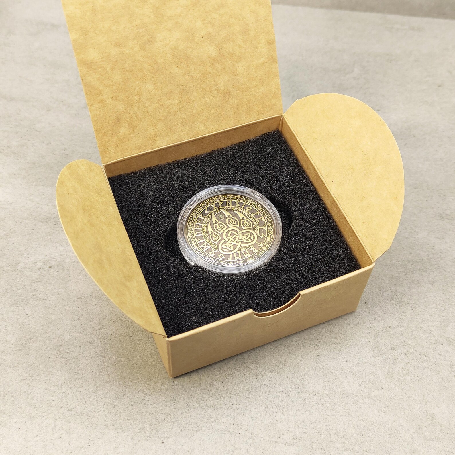 Personalized Engraved Bear Paw Coin - Custom Brass Souvenir With Runes ...
