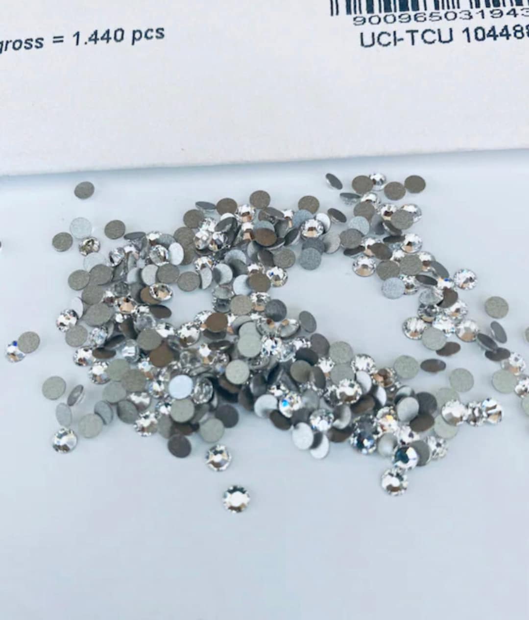 50pcs Tooth Gems Swarovski® Crystals Lead -free Non Hotfix Designs ...