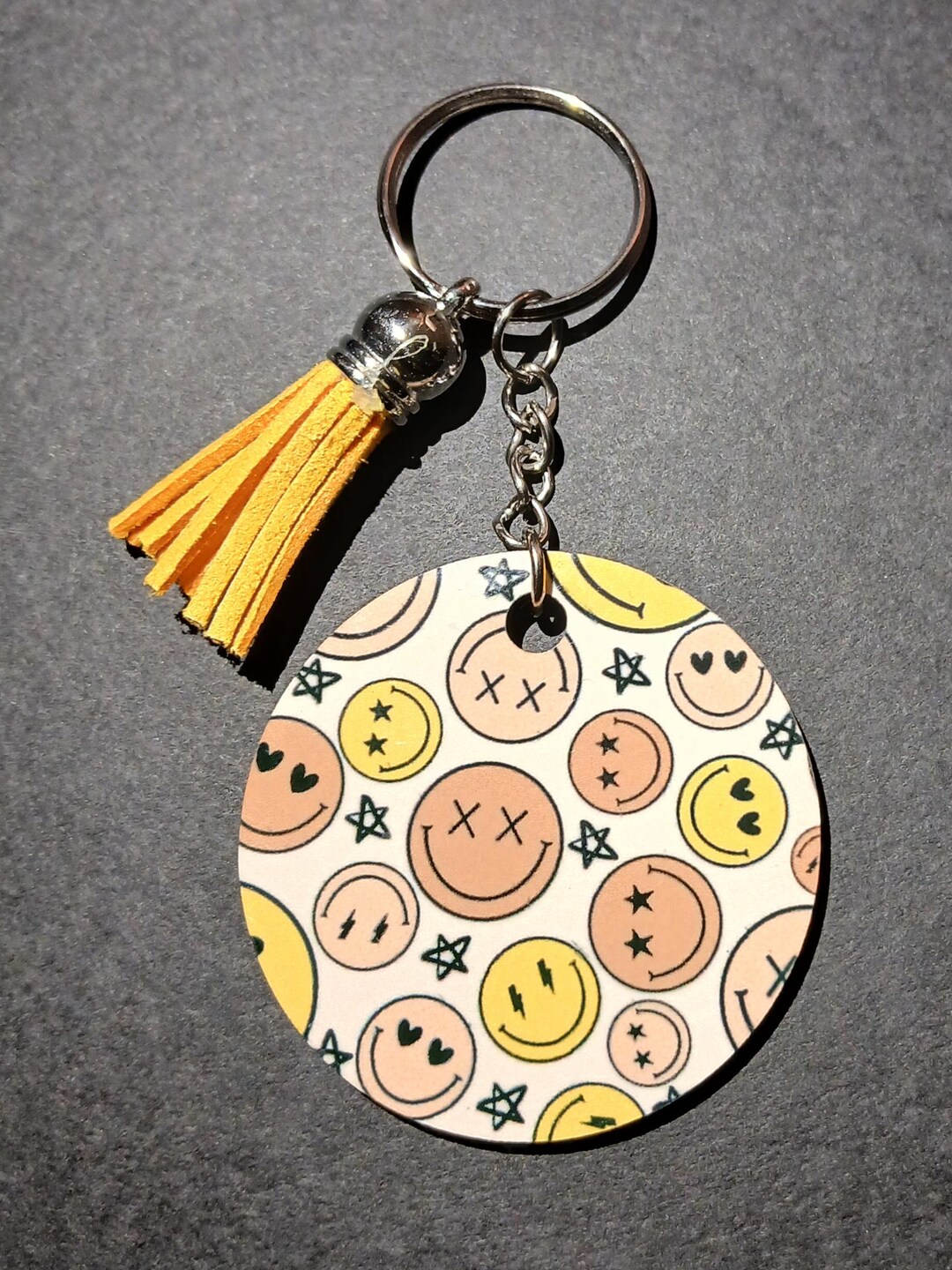 Keychain - Smiley Faces Pink and Yellow. Same Image on Both Sides. Look ...