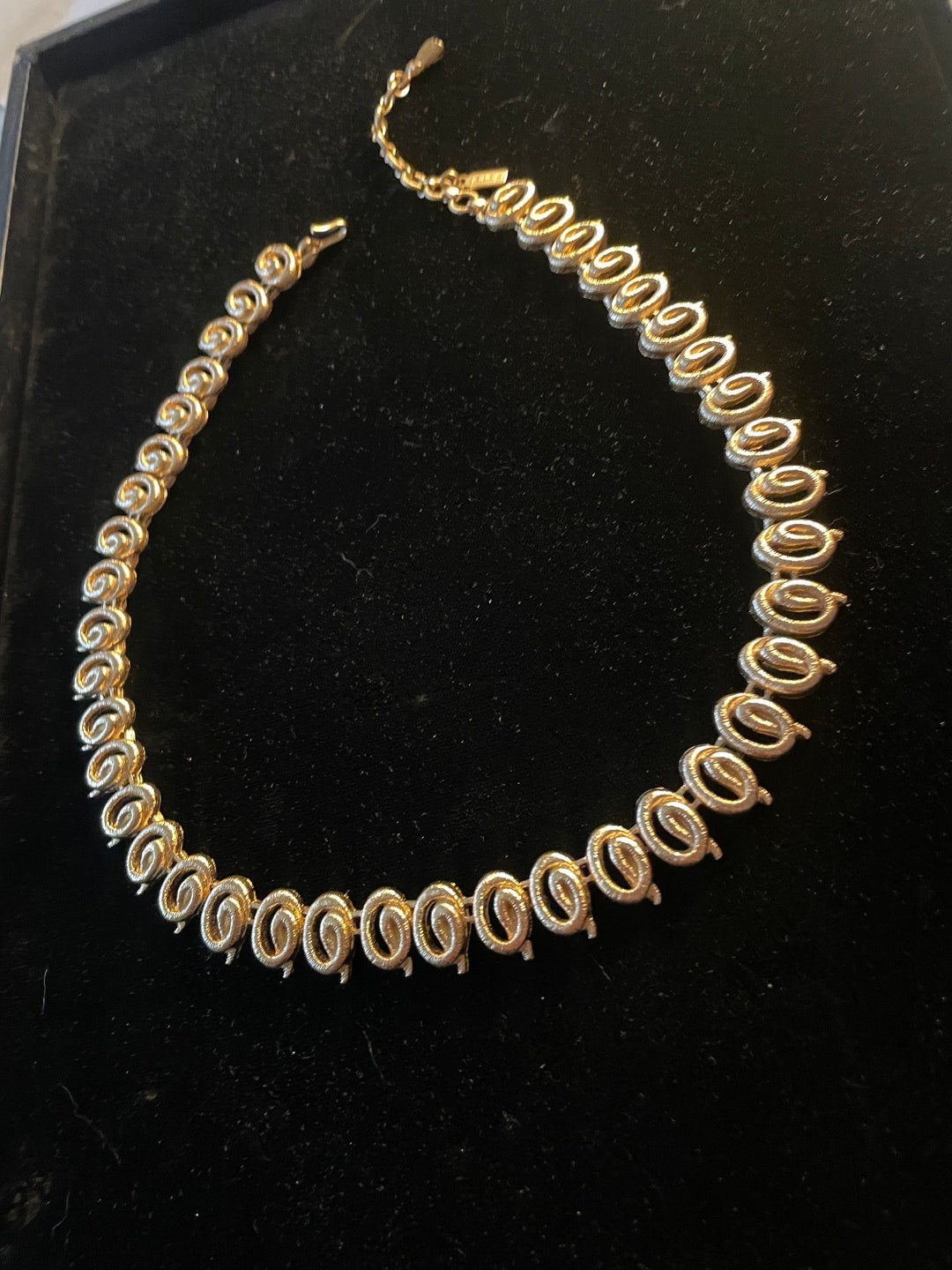 Golden Lovely Monet Necklace of the 1950s - Etsy