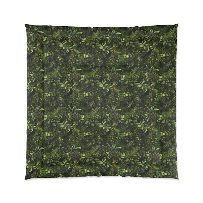 Leaf and Moss Comforter, Nature-inspired Bedding, Forest Floor Design ...